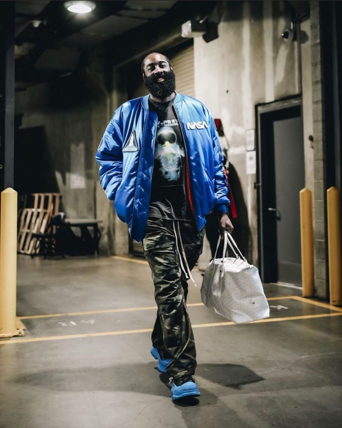 James Harden Outfit from December 29, 2021 | WHAT’S ON THE STAR?