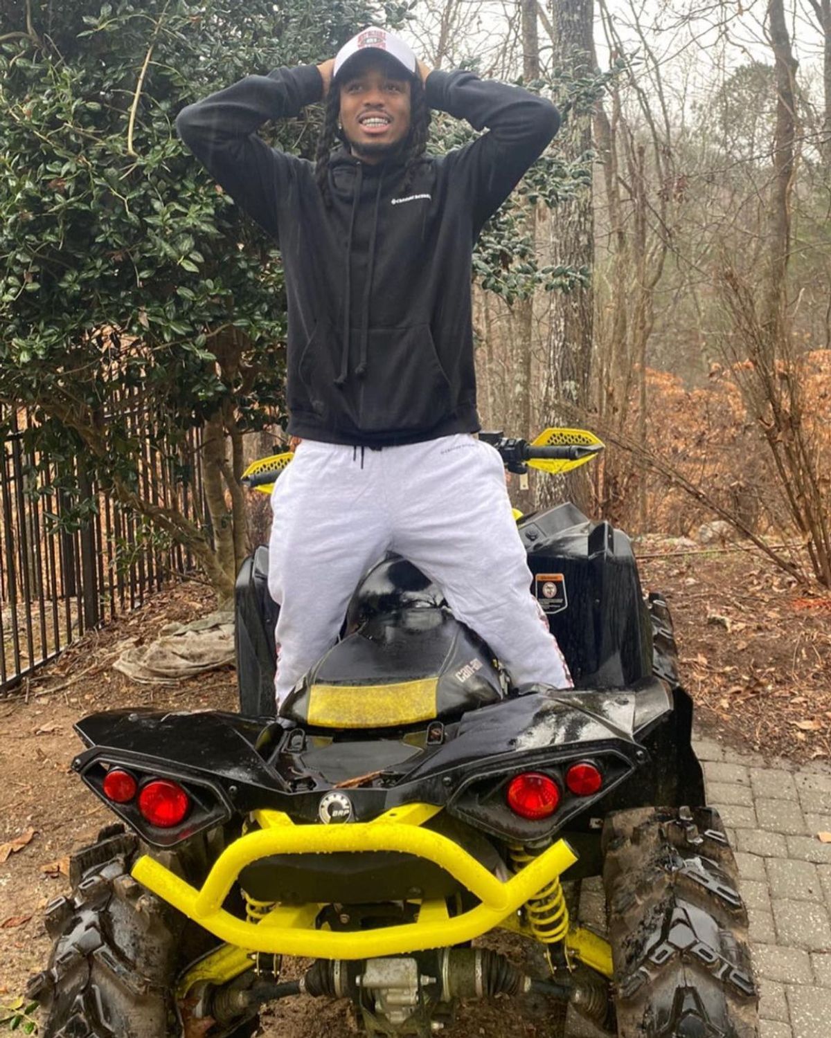 Quavo Outfit from December 30, 2021 | WHAT’S ON THE STAR?