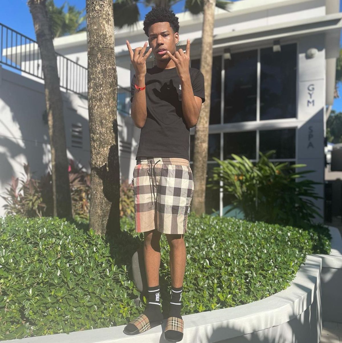 Nardo Wick Outfit from January 1, 2022 | WHAT’S ON THE STAR?