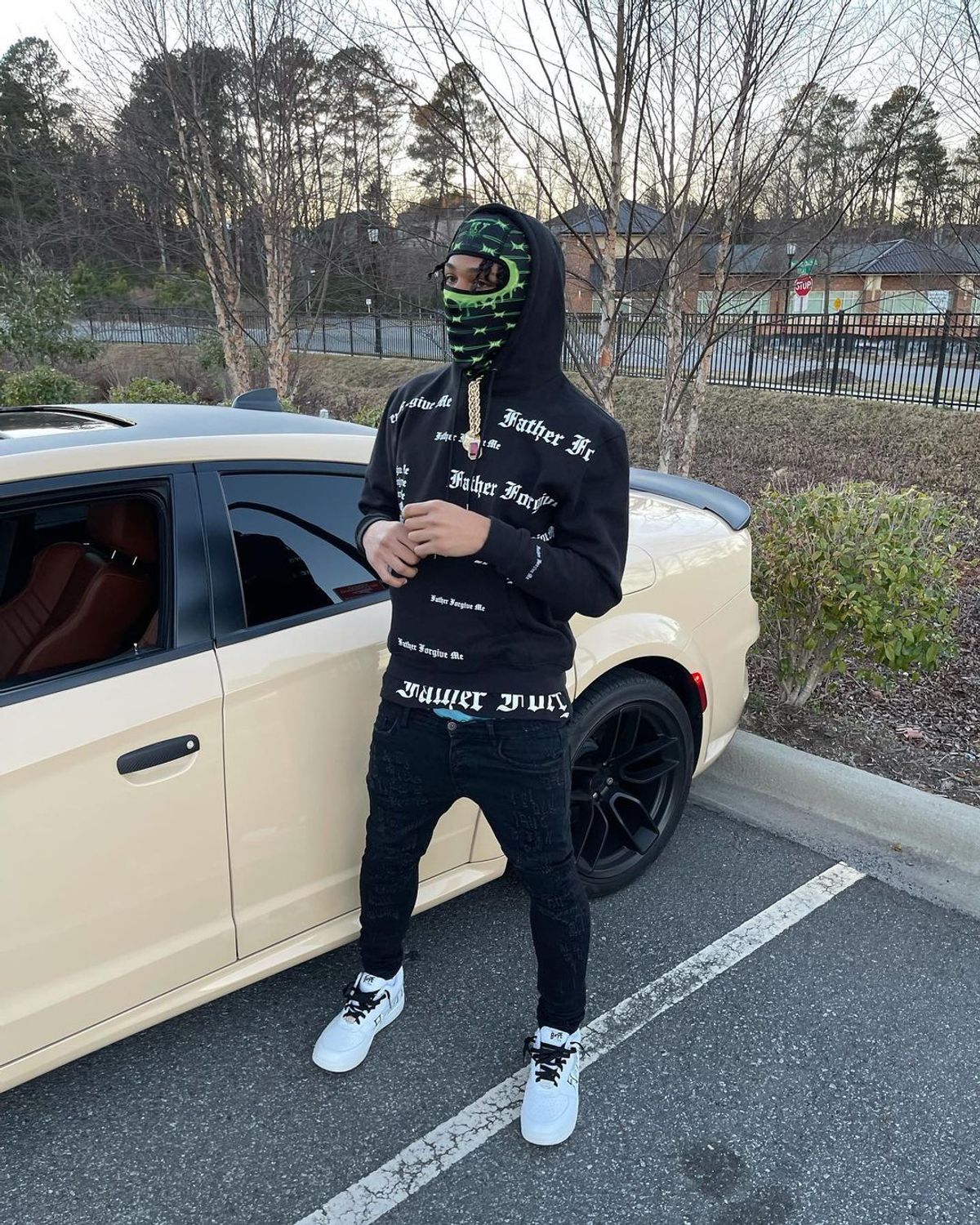 Mikey Outfit from January 12, 2022 | WHAT’S ON THE STAR?