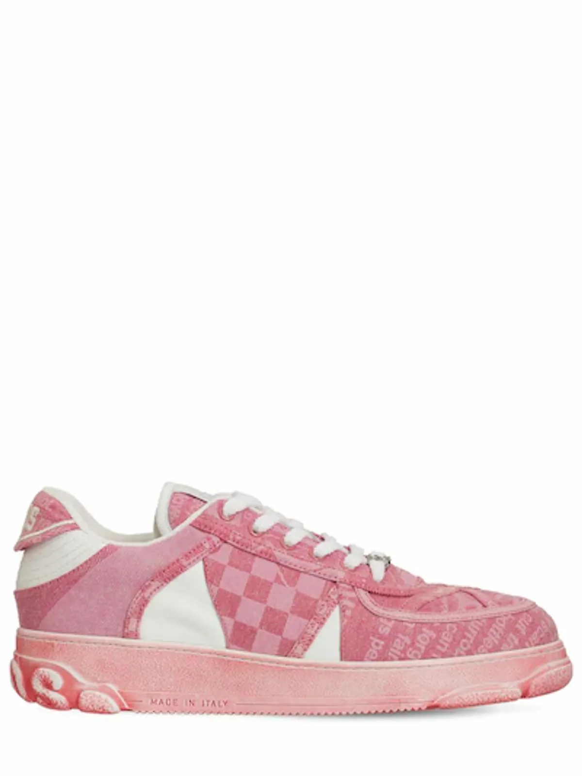 GCDS Overdyed Nami Sneakers | WHAT’S ON THE STAR?