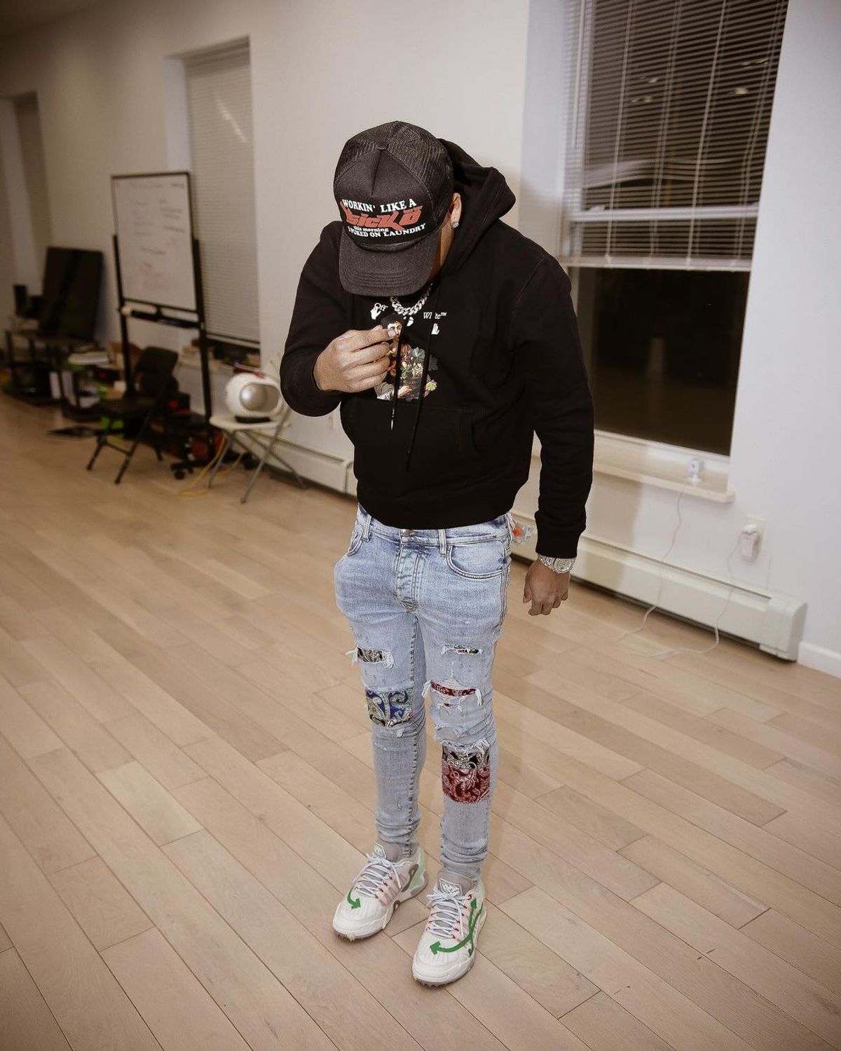 OG 3Three Outfit from January 13, 2022 | WHAT’S ON THE STAR?