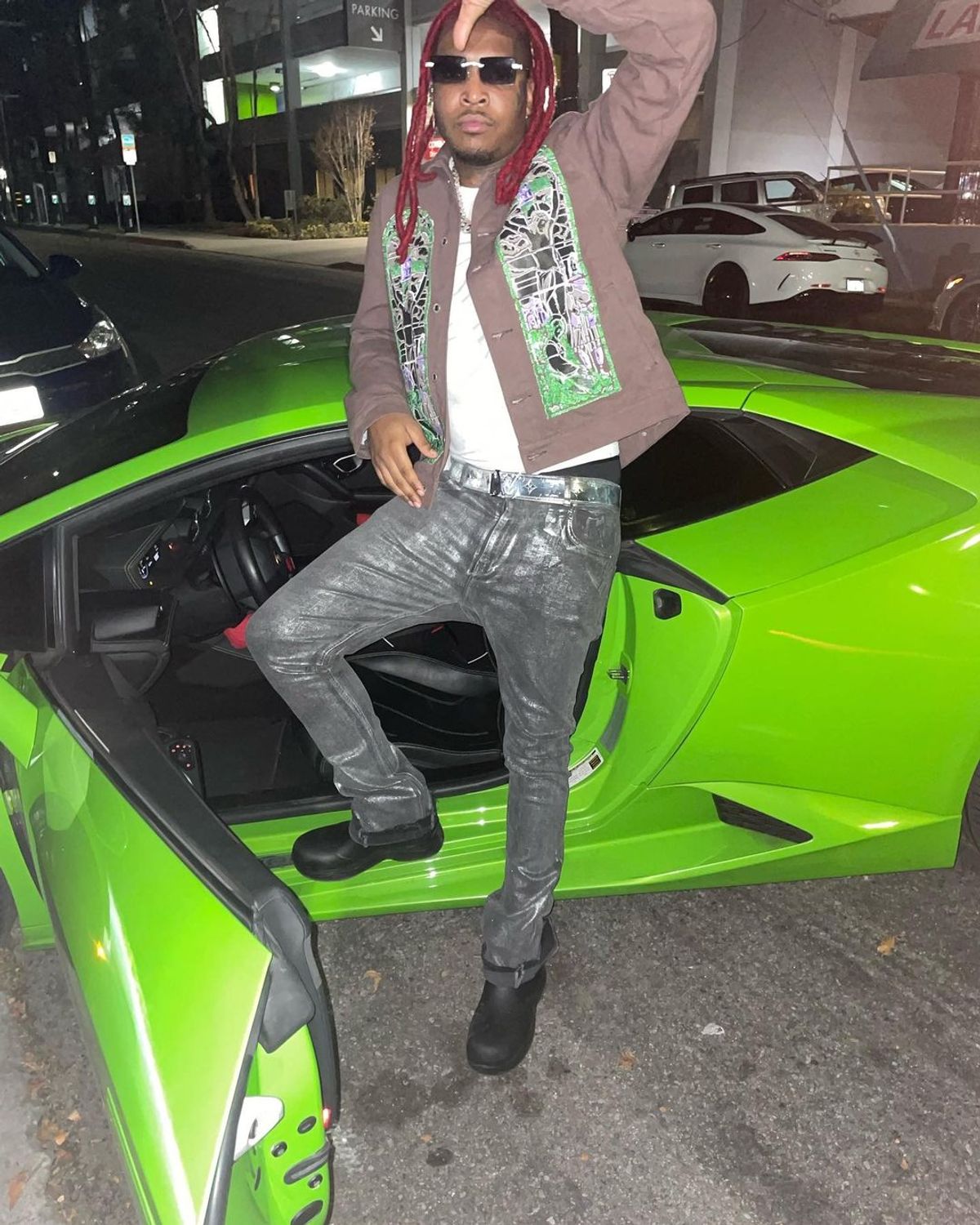 Lil Keed Outfit from January 21, 2022 | WHAT’S ON THE STAR?