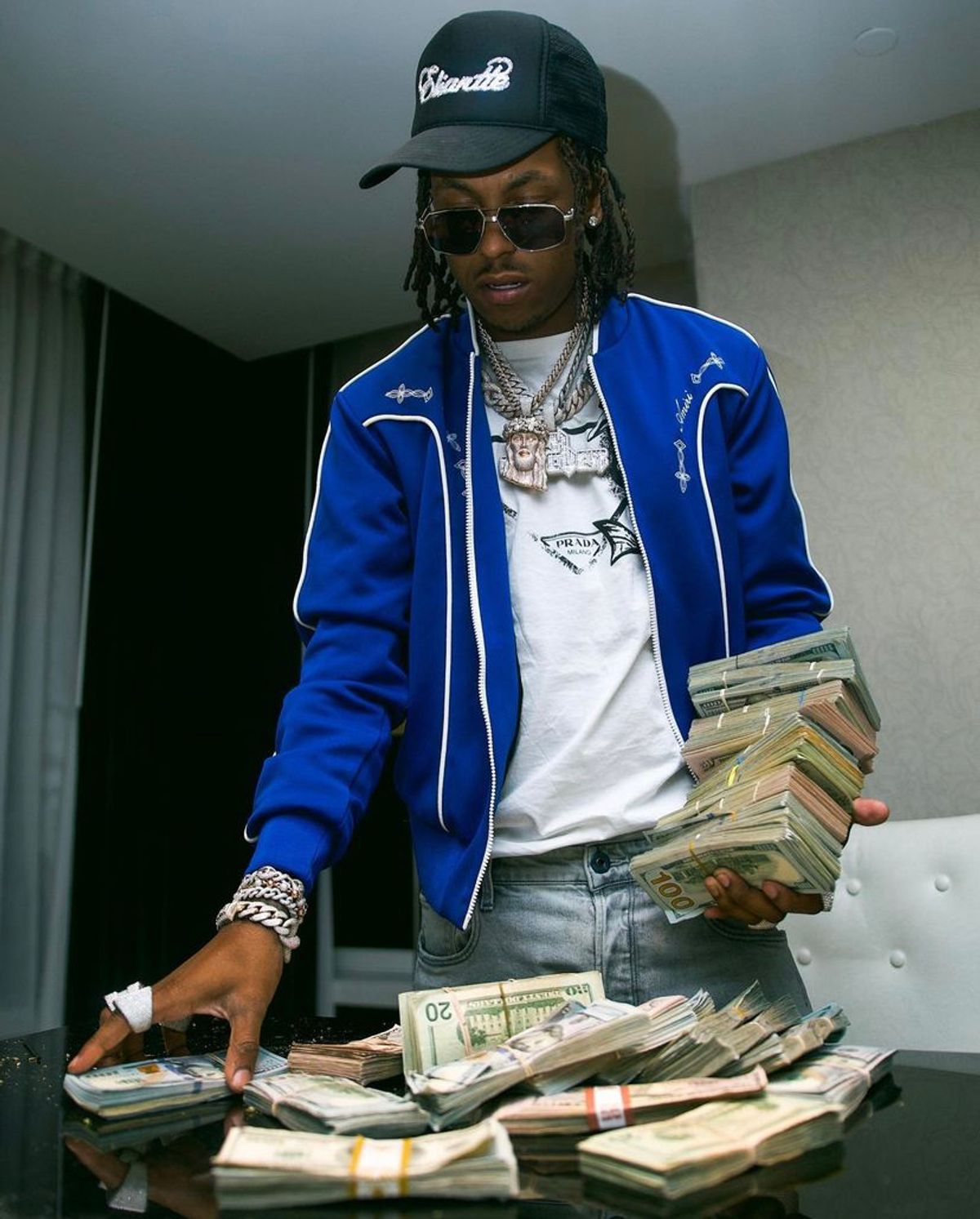 Rich The Kid Outfit from January 26, 2022 | WHAT’S ON THE STAR?