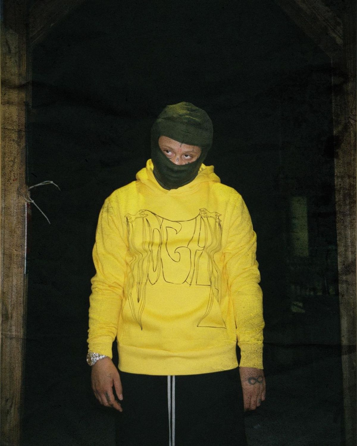 Trippie Redd Outfit from January 17, 2022 | WHAT’S ON THE STAR?