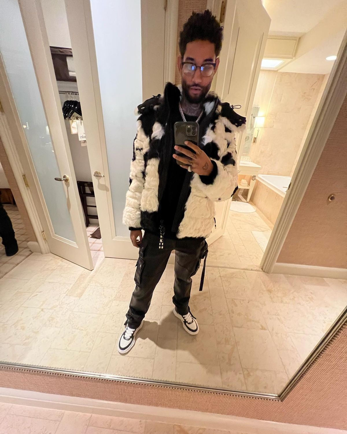 PnB Rock Outfit from January 2, 2022 | WHAT’S ON THE STAR?