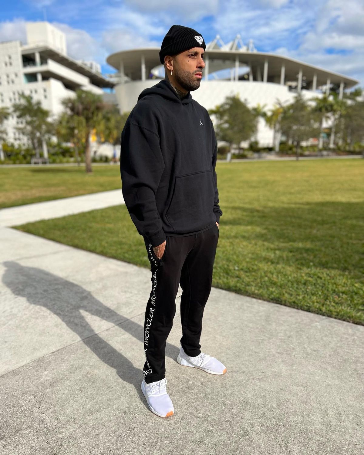 Nicky Jam Outfit from February 1, 2022 | WHAT’S ON THE STAR?