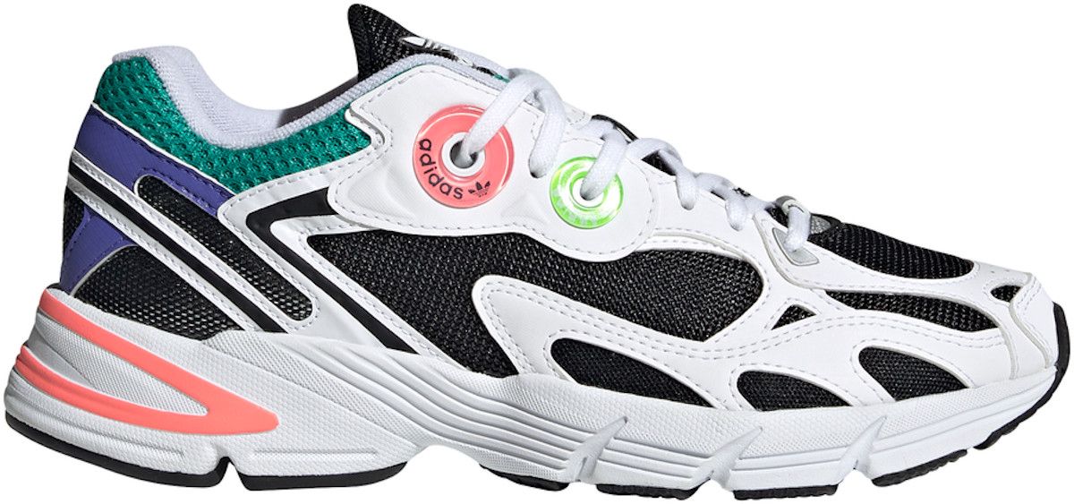 Adidas W Astir - Cloud | WHAT’S ON THE STAR?