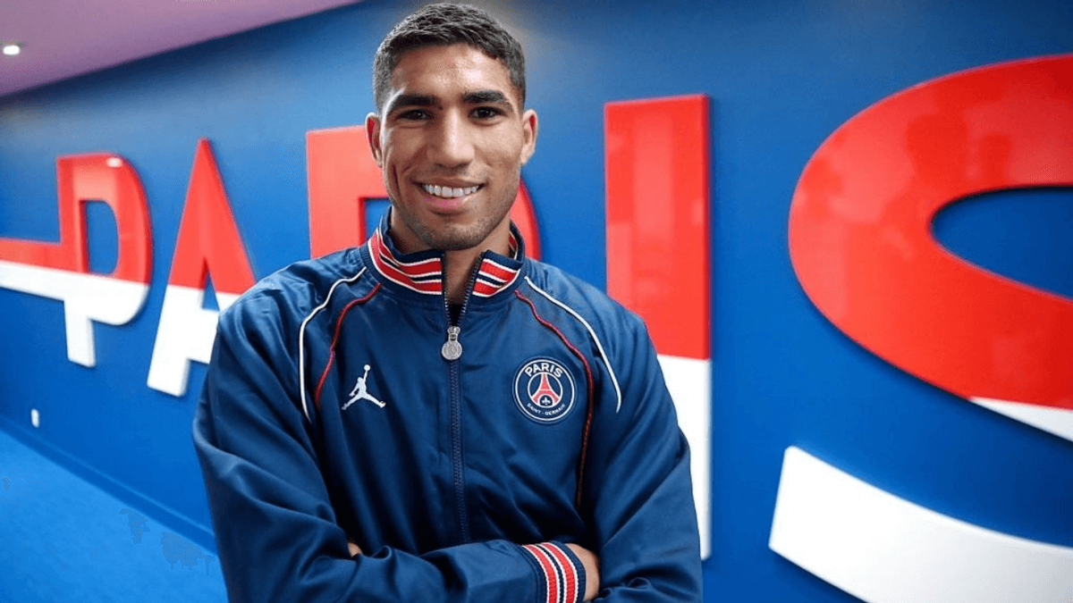 Achraf Hakimi: Outfits, Clothes, Style and Fashion | WHAT’S ON THE STAR?
