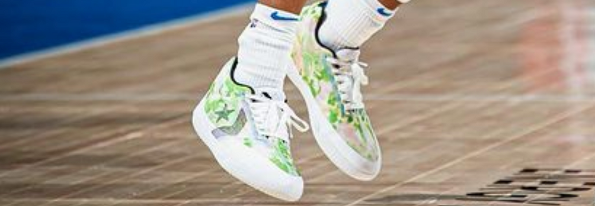 Shai Merch: Clothing, Shoes & Accessories | WHAT’S ON THE STAR?