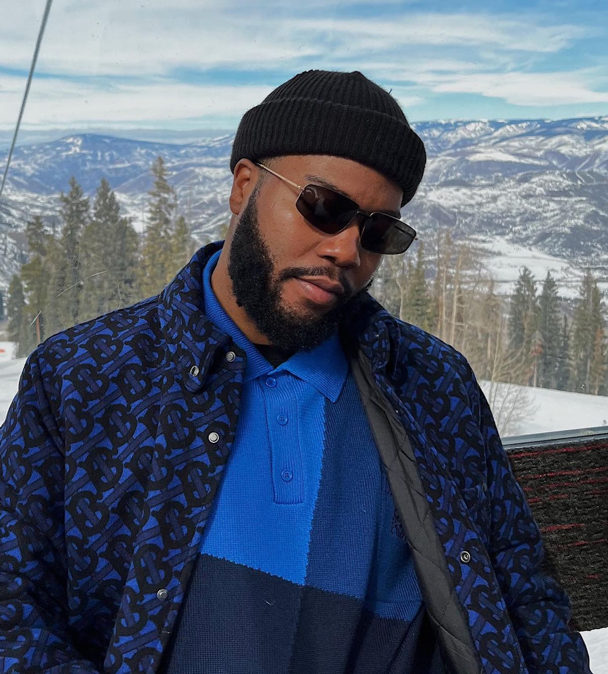 Khalid Outfit from February 11, 2022 | WHAT’S ON THE STAR?