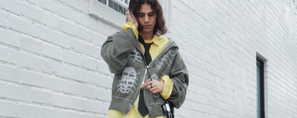 Shine Luxury: Clothing, Shoes & Accessories | WHAT’S ON THE STAR?