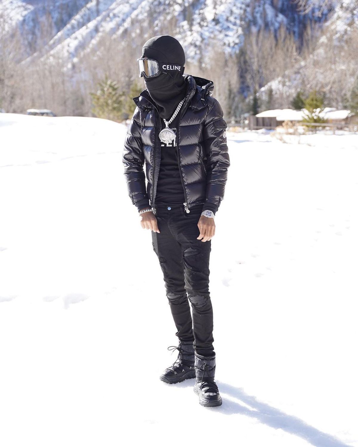 Nardo Wick Outfit from February 15, 2022 | WHAT’S ON THE STAR?