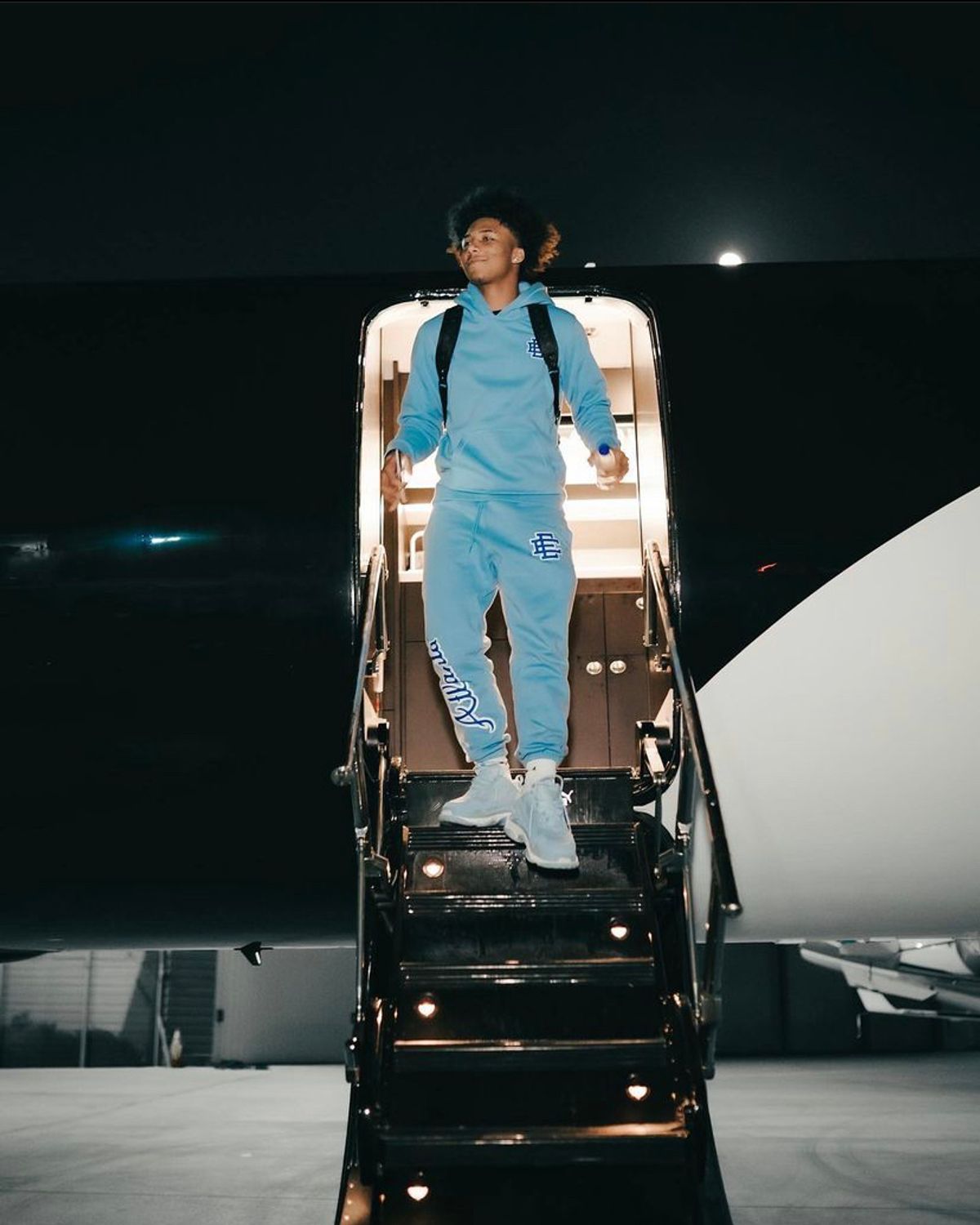 Mikey Outfit from February 20, 2022 | WHAT’S ON THE STAR?