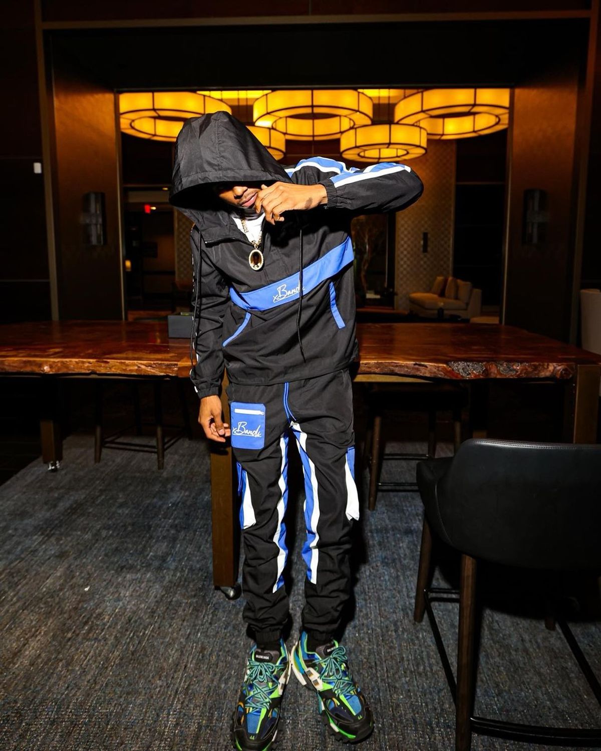 TJ Porter Outfit from January 17, 2022 | WHAT’S ON THE STAR?