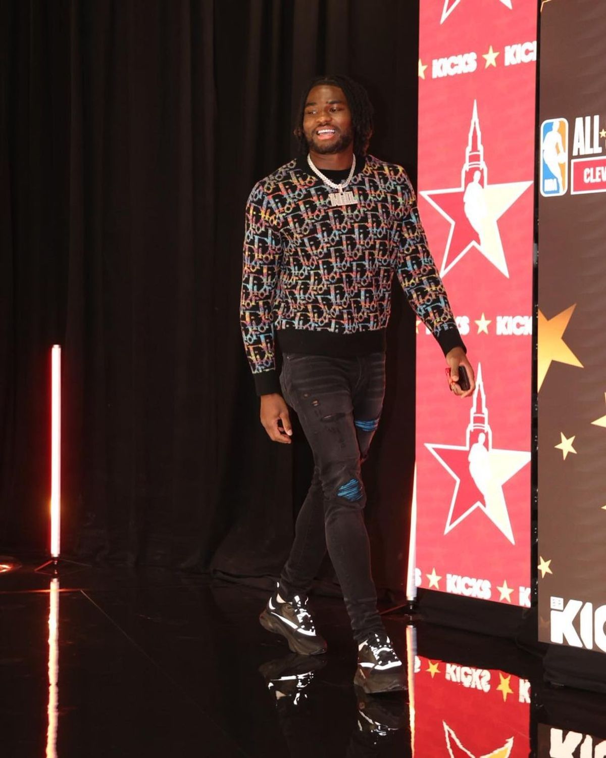 Isaiah Simmons Outfit from February 23, 2022 | WHAT’S ON THE STAR?