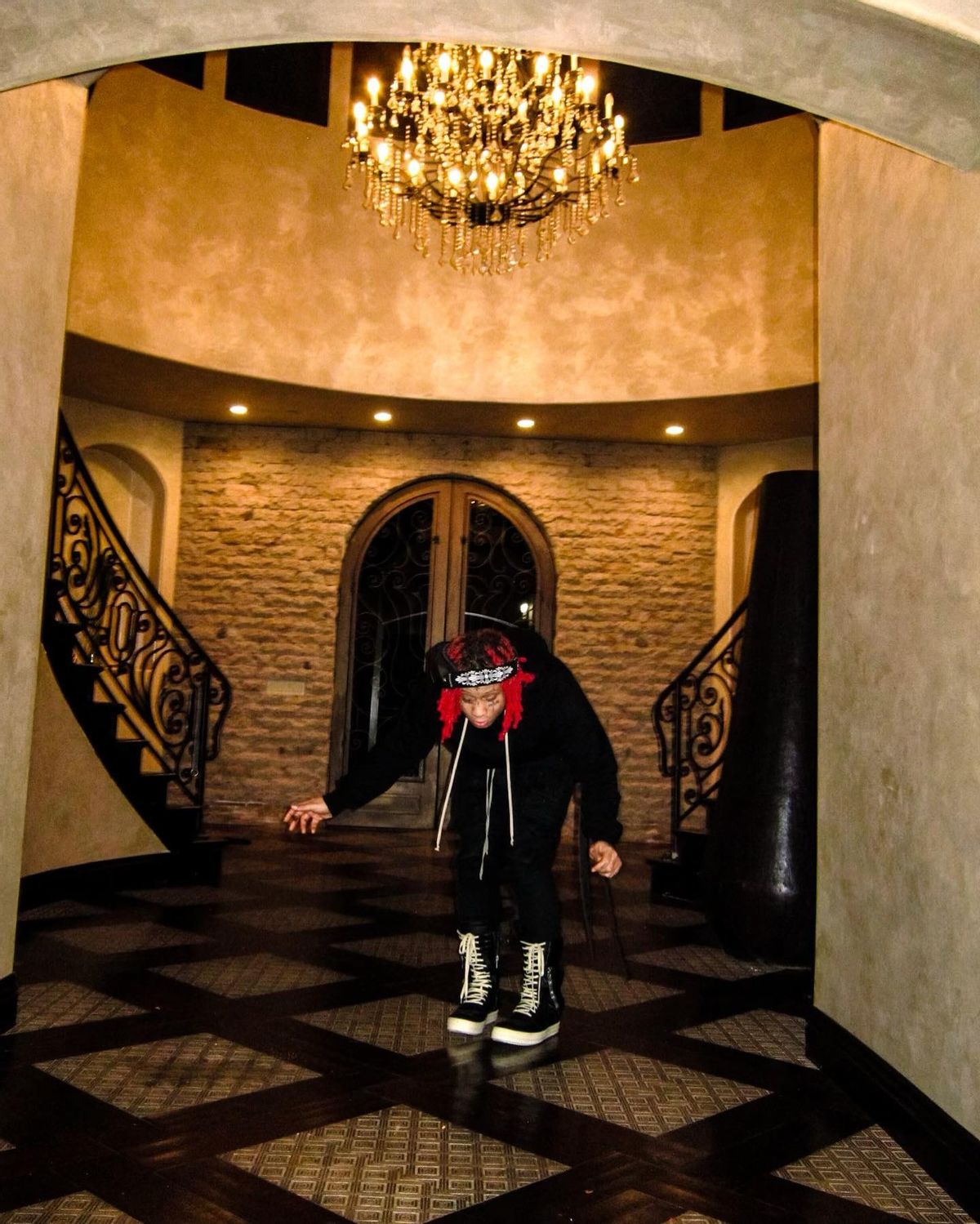 Trippie Redd Outfit from February 28, 2022 | WHAT’S ON THE STAR?