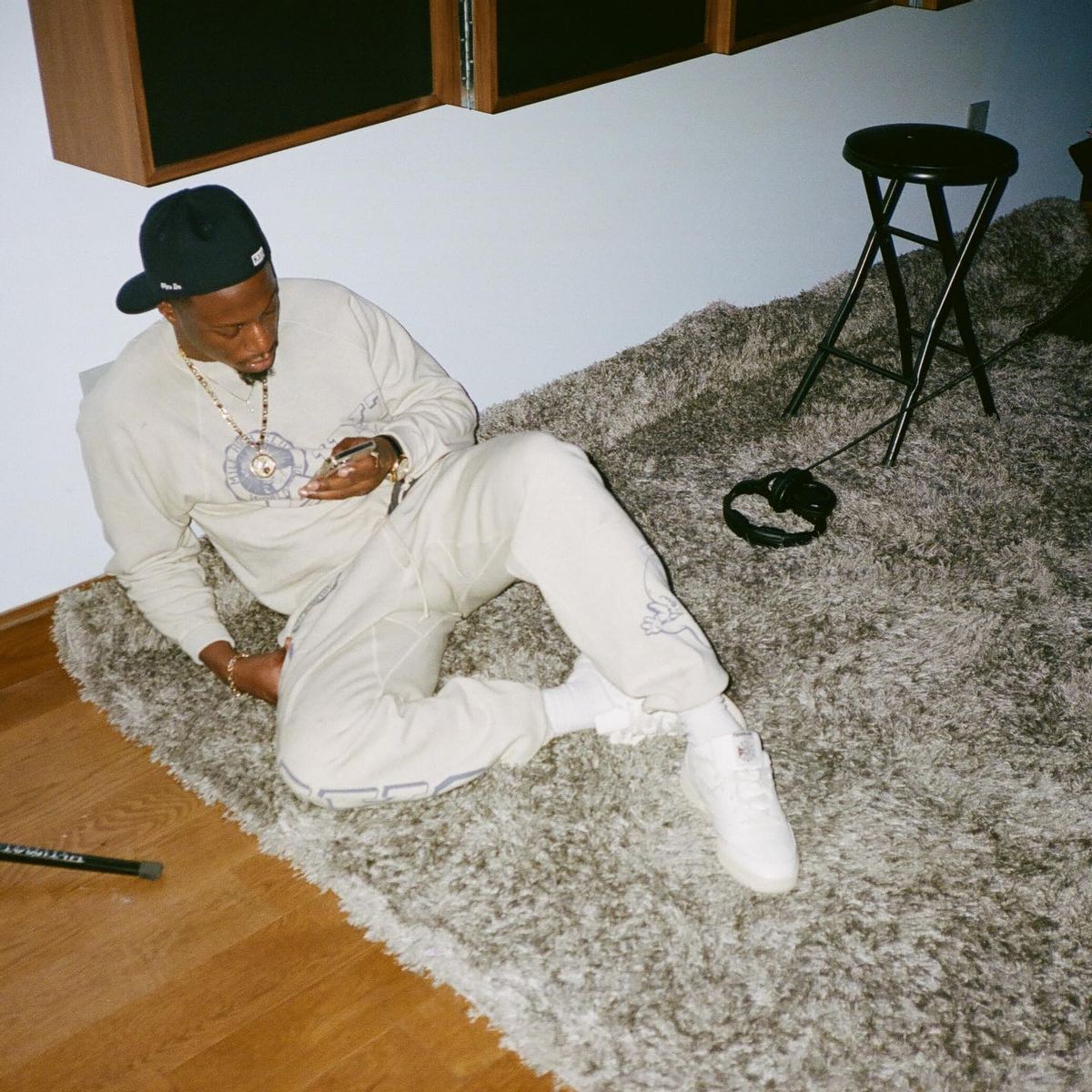 Joey Badass Outfit from March 1, 2022 | WHAT’S ON THE STAR?