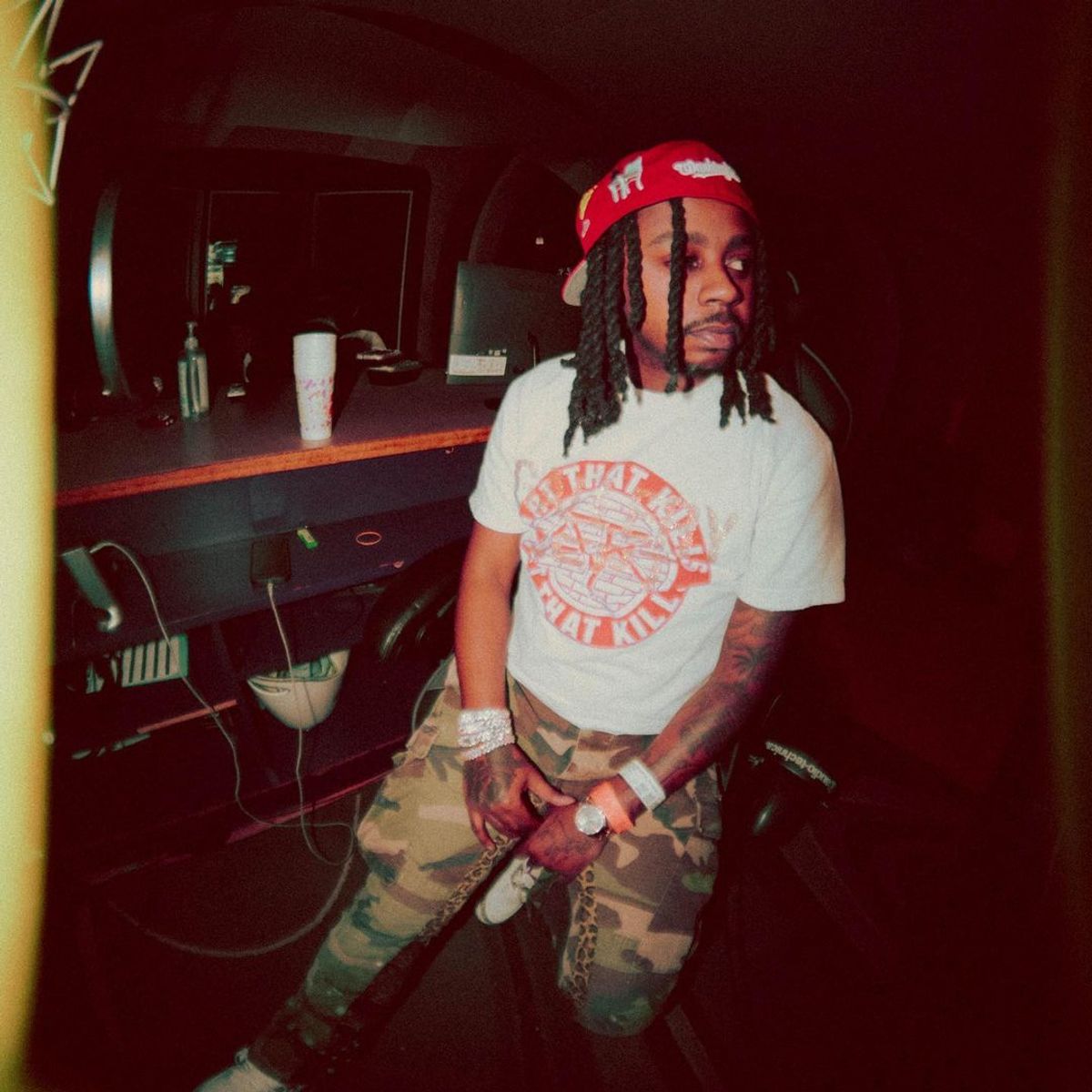 Babyface Ray Outfit from March 9, 2022 | WHAT’S ON THE STAR?