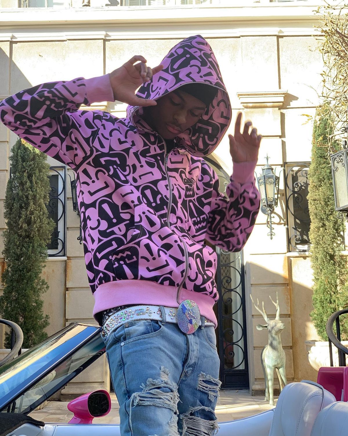 Yvngxchris Outfit from March 6, 2022 | WHAT’S ON THE STAR?