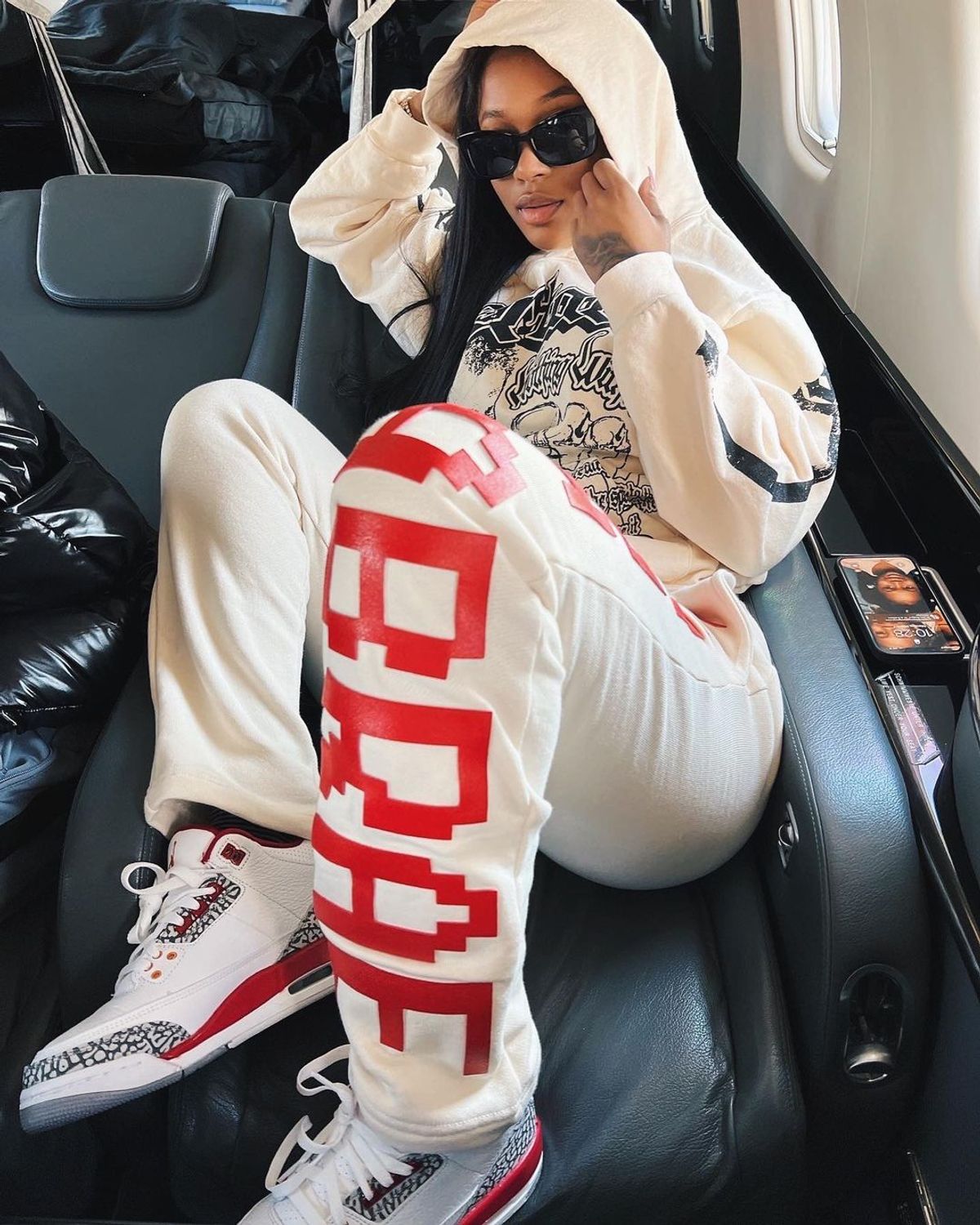 Dess Dior Outfit from March 7, 2022 | WHAT’S ON THE STAR?