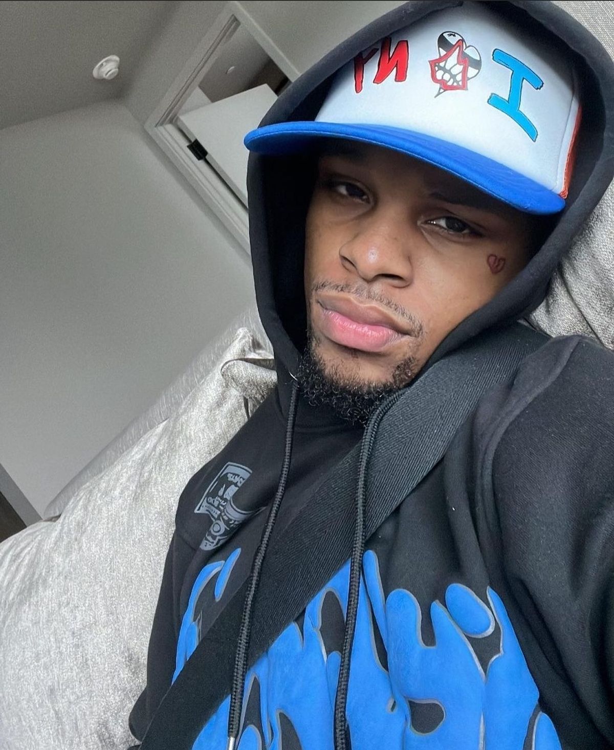 Toosii Outfit from March 17, 2022 | WHAT’S ON THE STAR?