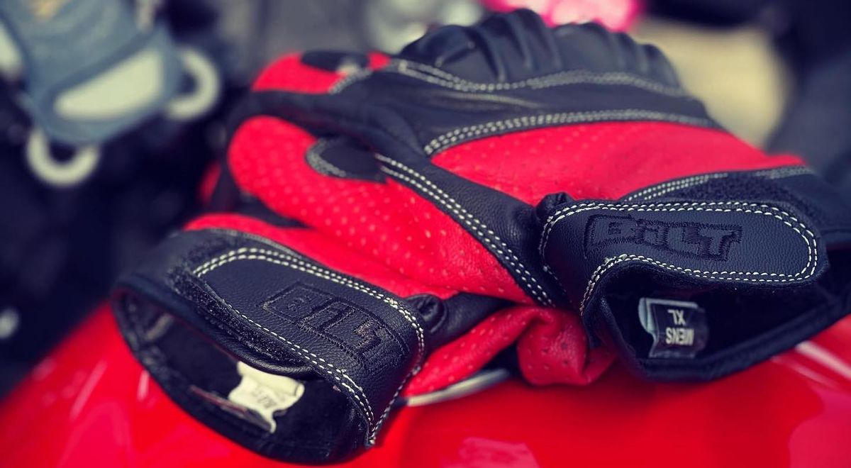 Bilt: Clothing, Shoes & Accessories | WHAT’S ON THE STAR?