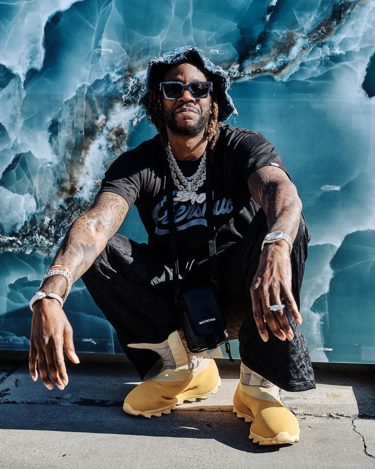 2 Chainz Outfit from March 18, 2022 | WHAT’S ON THE STAR?