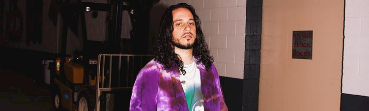 Russ Merch: Clothing, Shoes & Accessories | WHAT’S ON THE STAR?