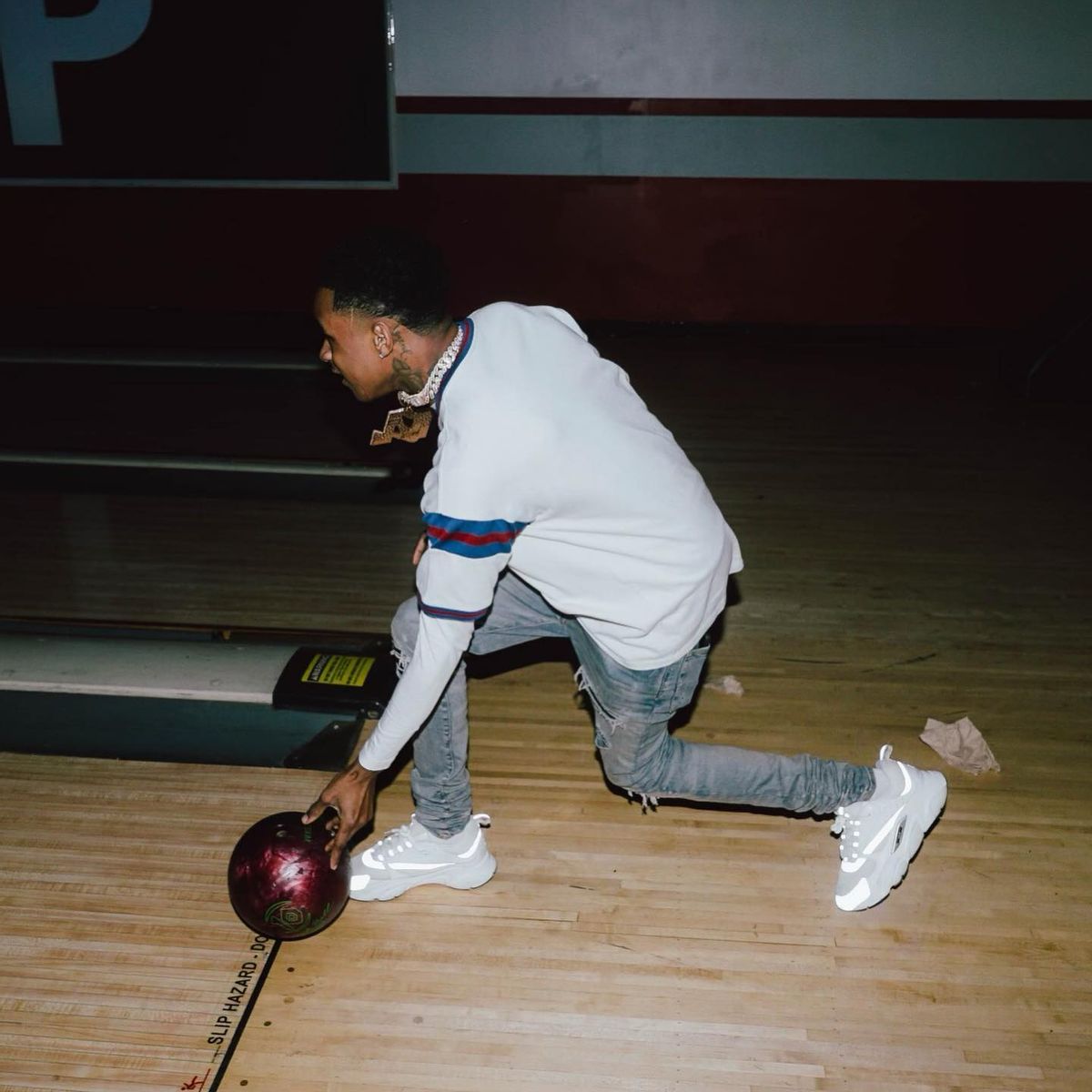 Almighty Jay Outfit from January 24, 2022 | WHAT’S ON THE STAR?