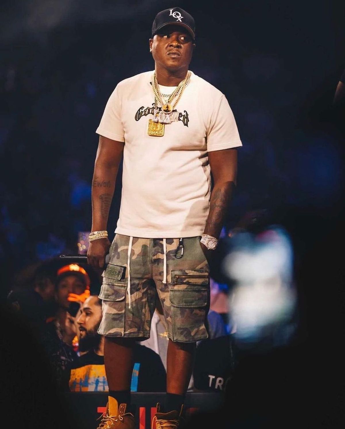 Jadakiss Outfit from August 4, 2021 | WHAT’S ON THE STAR?