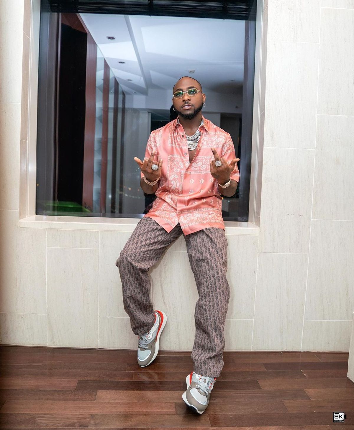 Davido Outfit from March 19, 2022 | WHAT’S ON THE STAR?