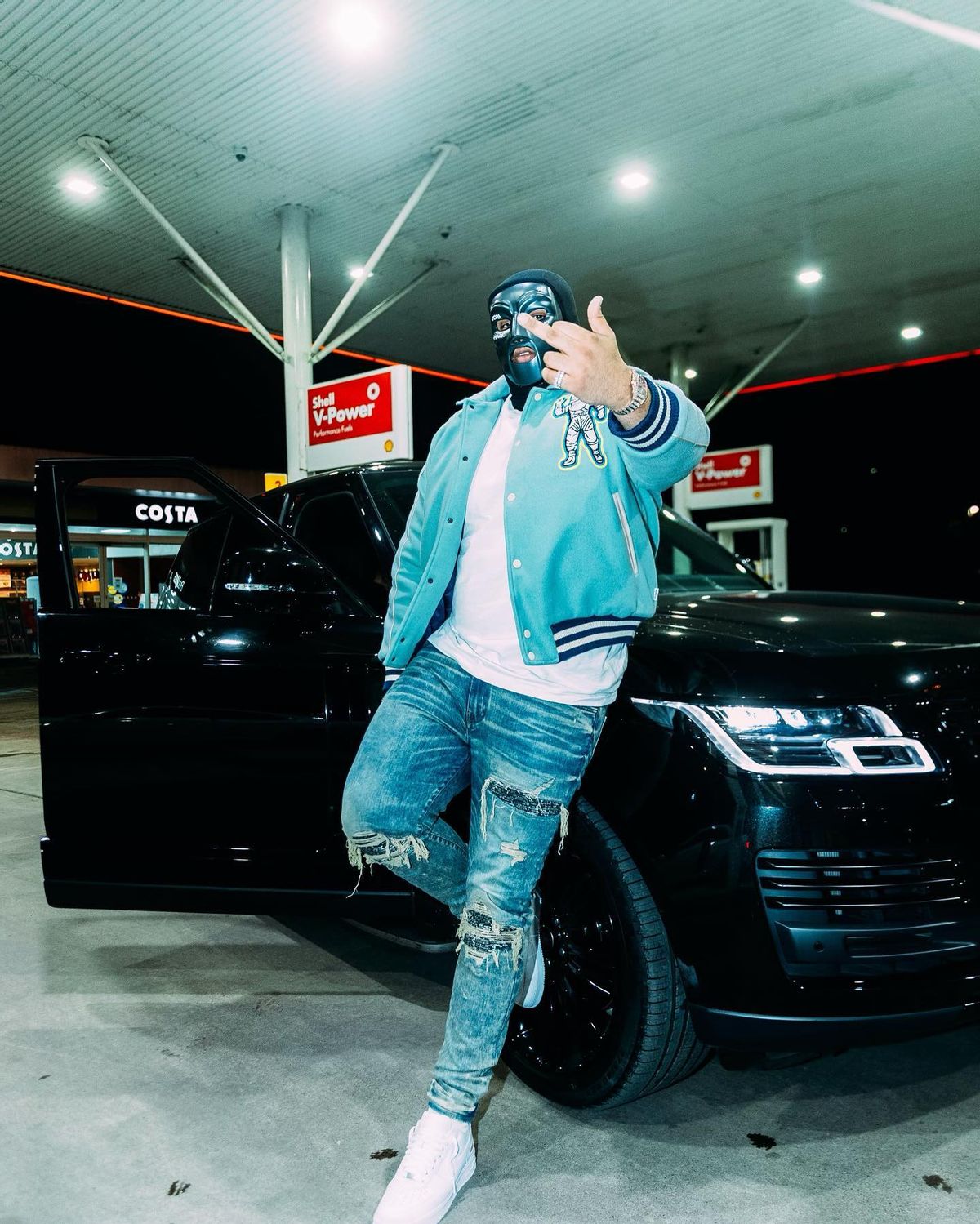 M Huncho Outfit from April 1, 2022 | WHAT’S ON THE STAR?