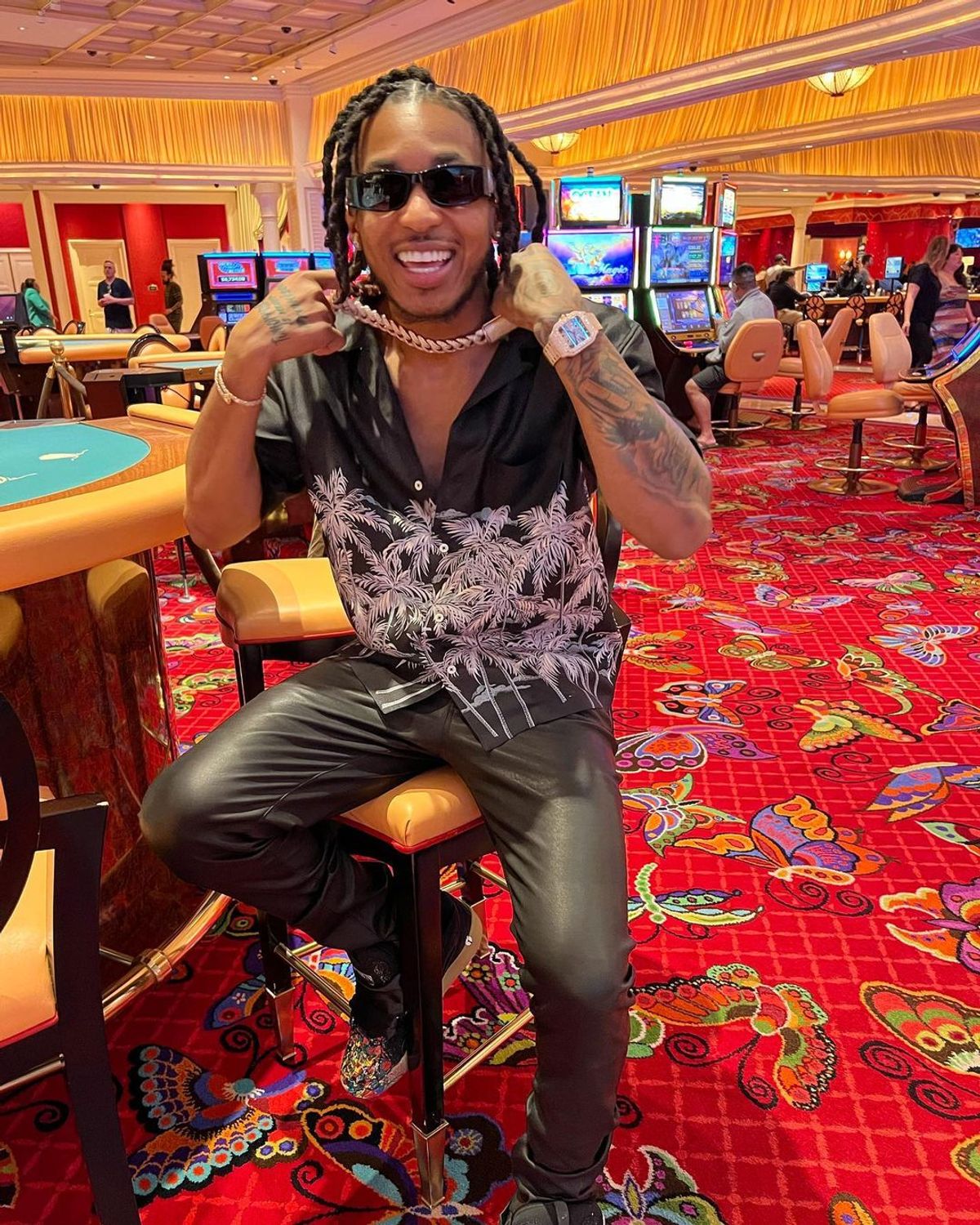 DDG Outfit from April 3, 2022 | WHAT’S ON THE STAR?