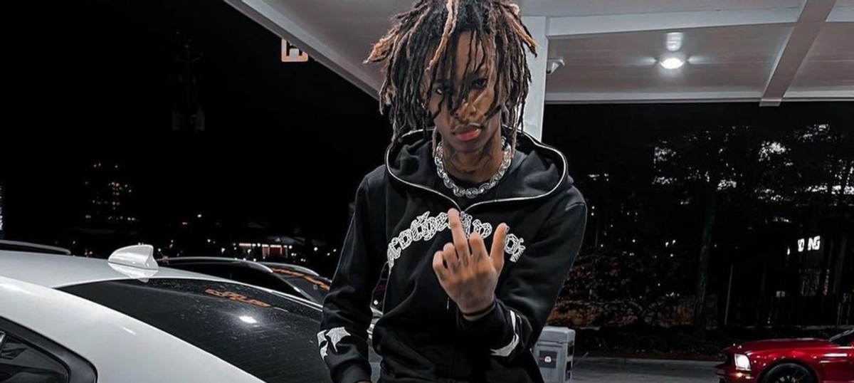 Brotherly Love: Clothing, Shoes & Accessories | WHAT’S ON THE STAR?