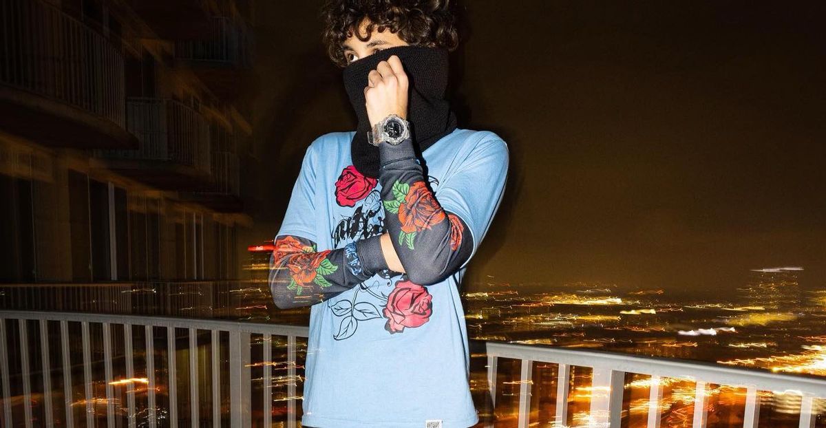 Famous Outcastz: Clothing, Shoes & Accessories | WHAT’S ON THE STAR?