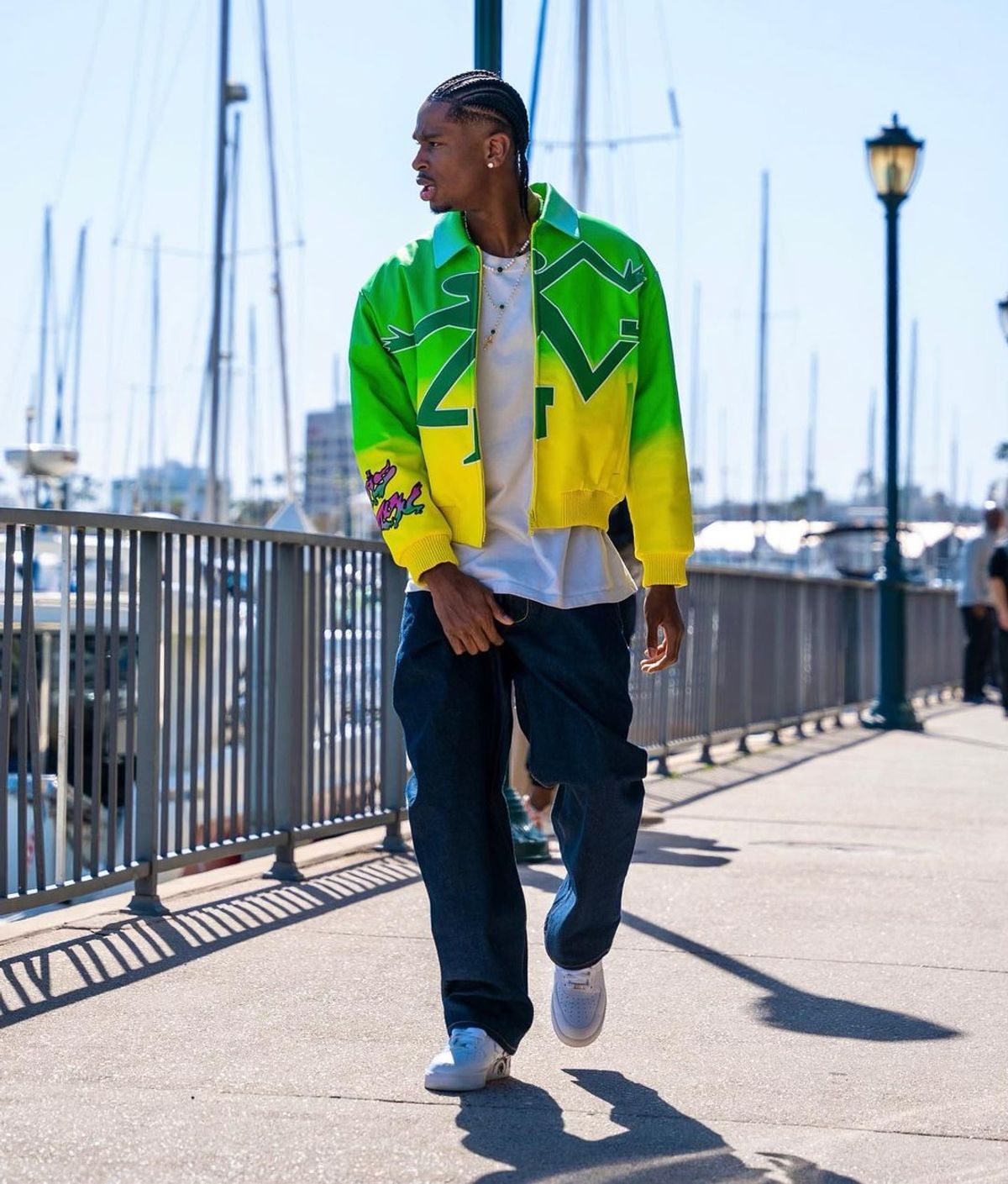 Shai Outfit from April 9, 2022 | WHAT’S ON THE STAR?