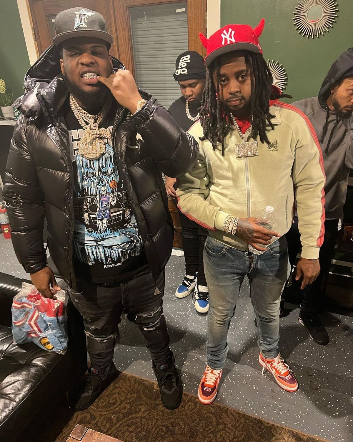 Babyface Ray Outfit from April 10, 2022 | WHAT’S ON THE STAR?