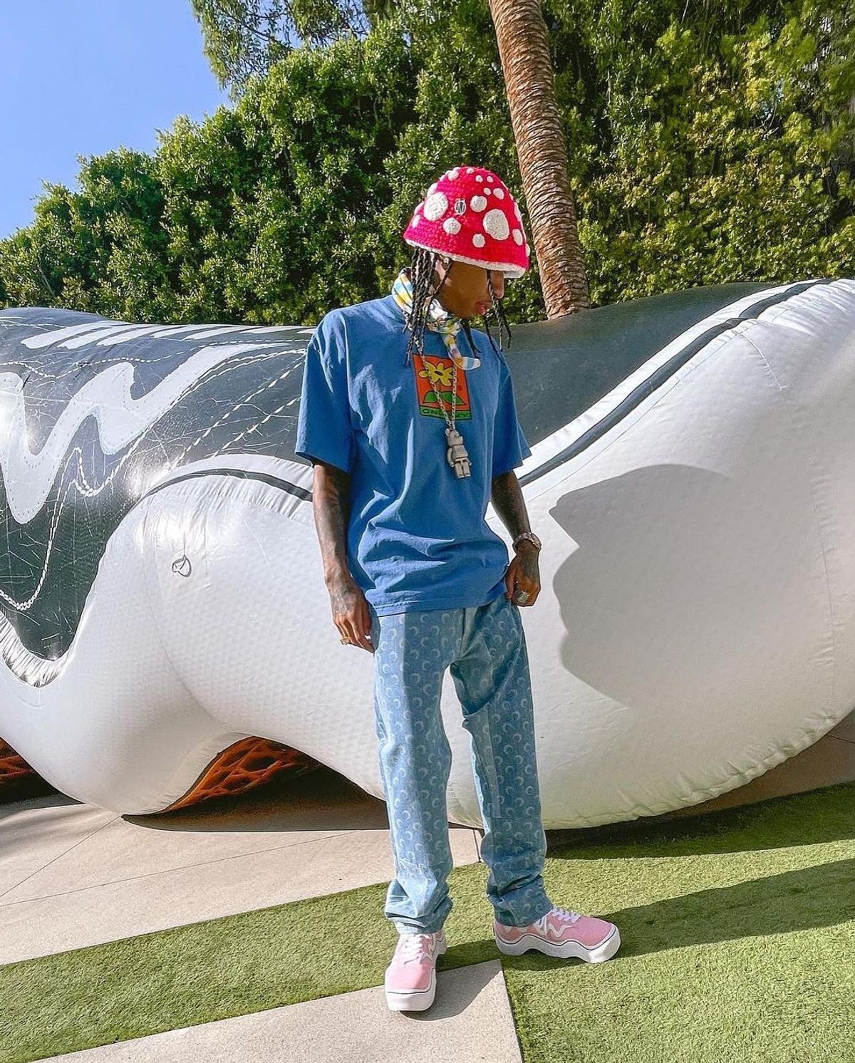 Tyga Outfit from April 11, 2022 | WHAT’S ON THE STAR?