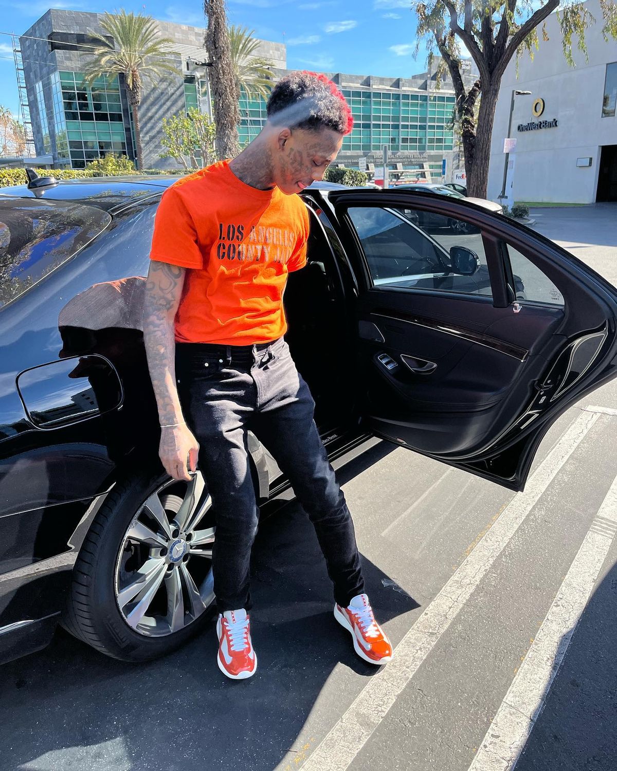 Famous Dex Outfit from April 13, 2022 | WHAT’S ON THE STAR?