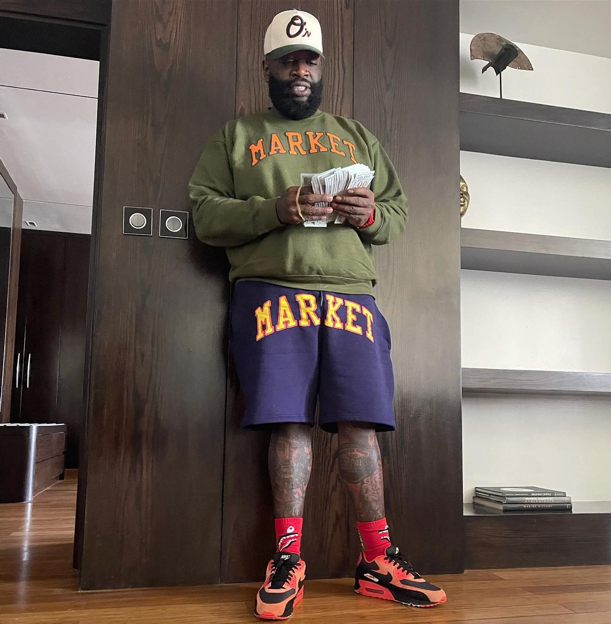 Rick Ross Outfit from April 14, 2022 | WHAT’S ON THE STAR?