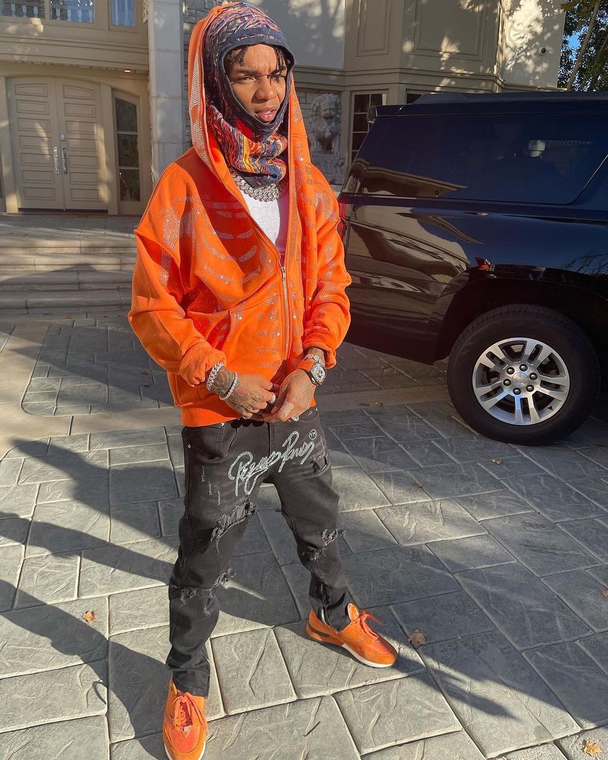 Swae Lee Outfit from October 30, 2021 | WHAT’S ON THE STAR?