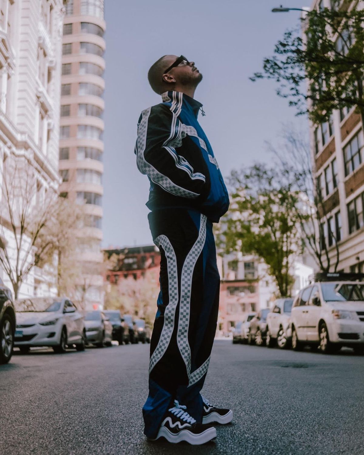J Balvin Outfit from April 24, 2022 | WHAT’S ON THE STAR?
