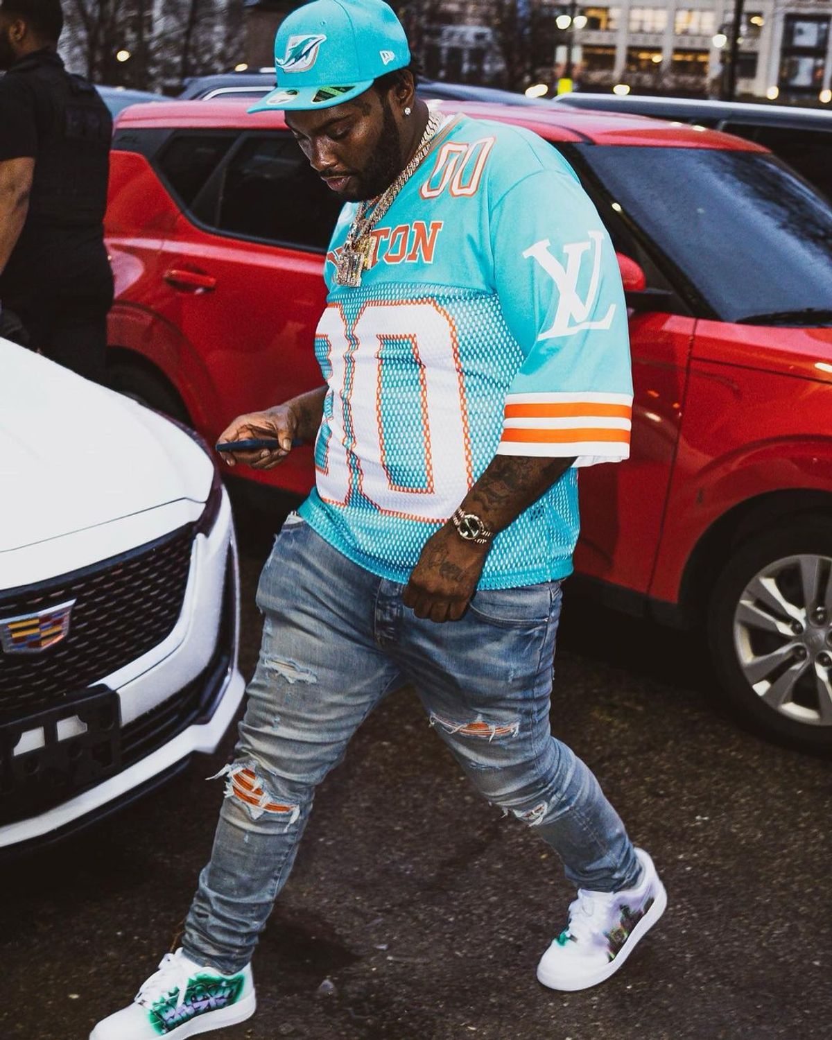 Peezy Outfit from April 25, 2022 | WHAT’S ON THE STAR?