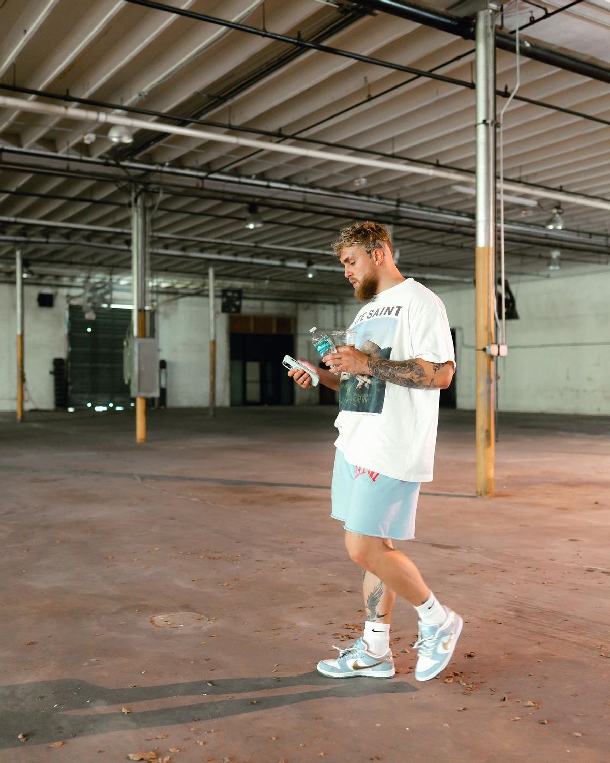 Jake Paul Outfit from April 27, 2022 | WHAT’S ON THE STAR?