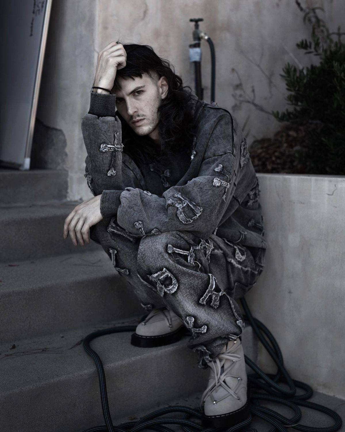 Bones Outfit from July 12, 2021 | WHAT’S ON THE STAR?