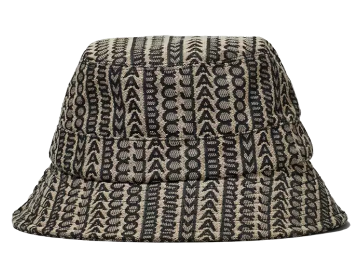Marc Jacobs Monogram Bucket Hat | WHAT’S ON THE STAR?