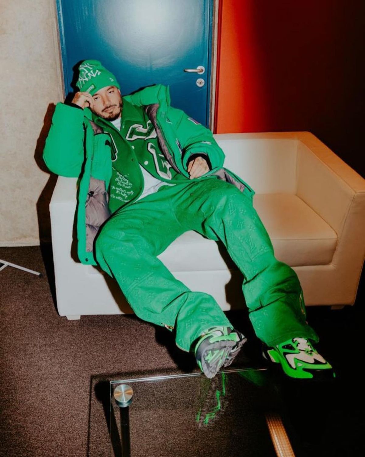 J Balvin Outfit from May 14, 2022 | WHAT’S ON THE STAR?