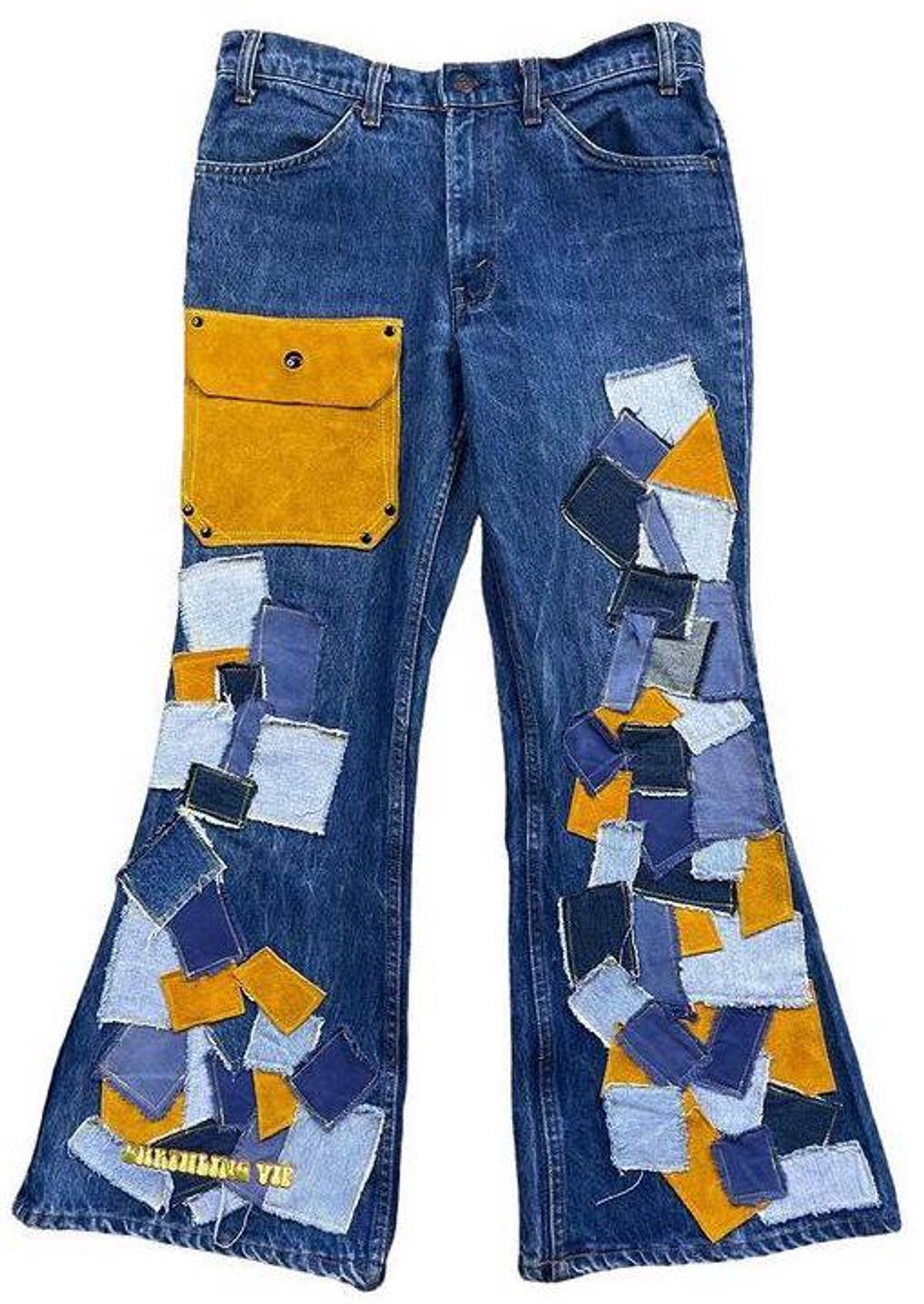 Earthling VIP Logo Blue Jeans | WHAT’S ON THE STAR?