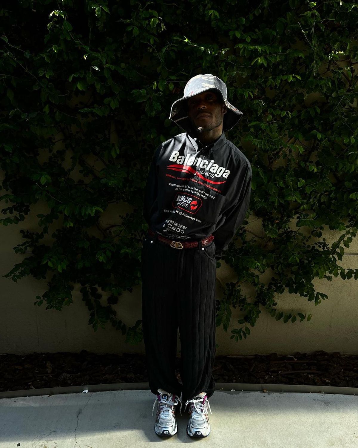 Lil Uzi Vert Outfit from June 6, 2022 | WHAT’S ON THE STAR?